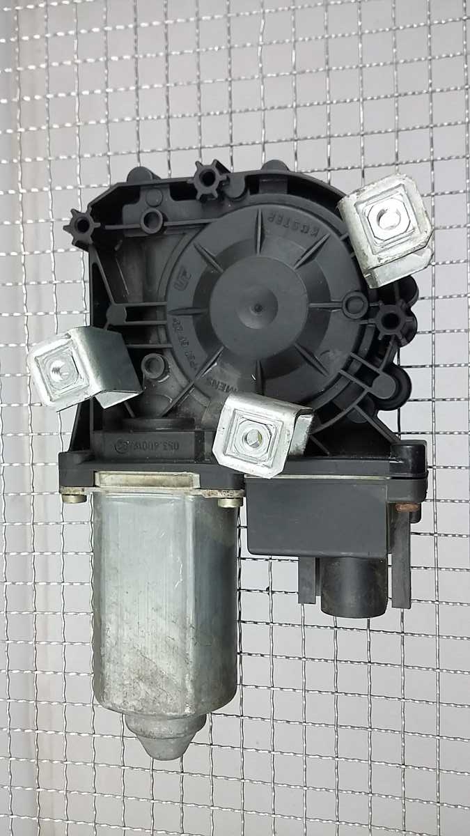 VW / VOLKSWAGEN TRANSPORTER / CARAVELLE IV T4 (70XB, 70XC, 7DB, 7DW ...