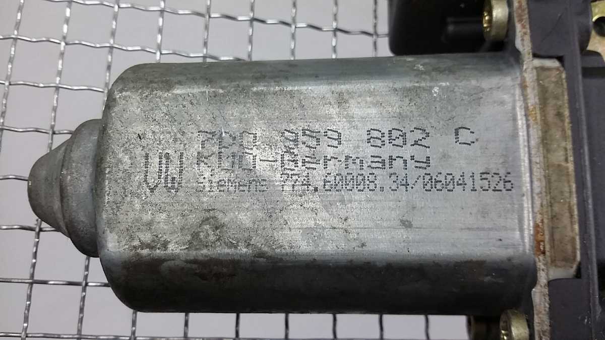 VW / VOLKSWAGEN TRANSPORTER / CARAVELLE IV T4 (70XB, 70XC, 7DB, 7DW ...