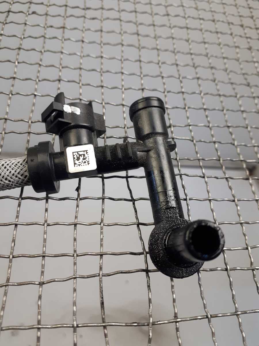 RENAULT TRAFIC III box / van / cargo (2014-05-), rampa retur injectie ...